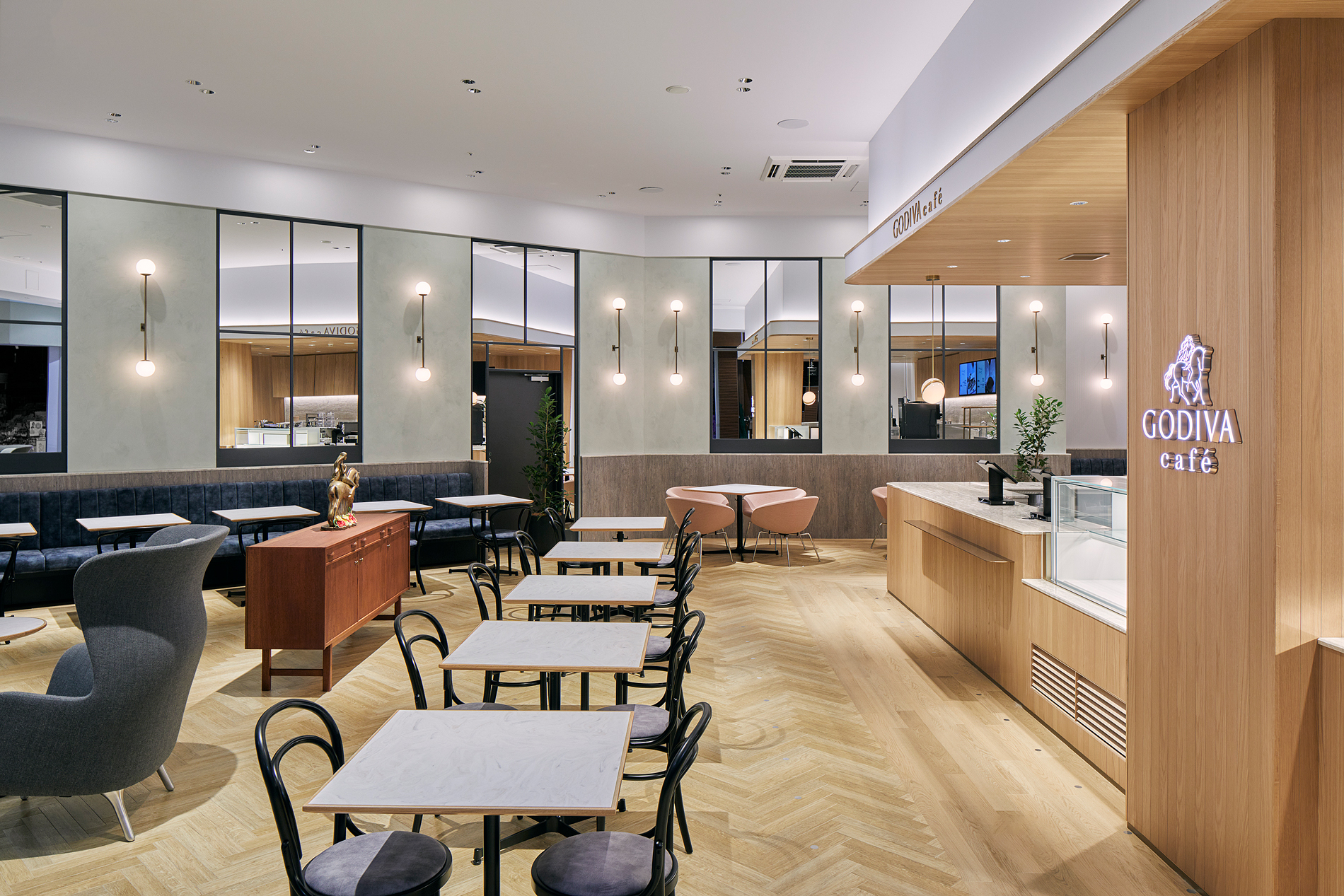 GODIVA café AEON Lake Town mori - EATERY - GODIVA café AEON Lake Town ...